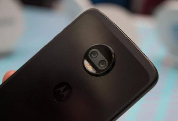 El Motorola Moto Z4 filtrado: Snapdragon 8150 y 5G